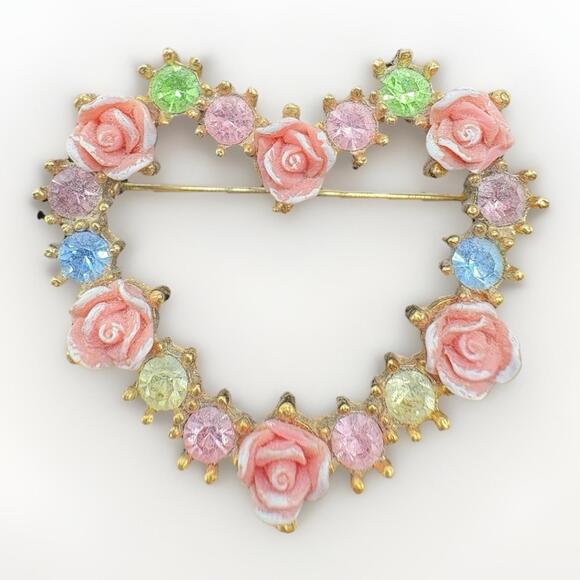 Avon | Jewelry | Vintage Signed Avon Roses Rhinestones Heart Brooch Pin ...